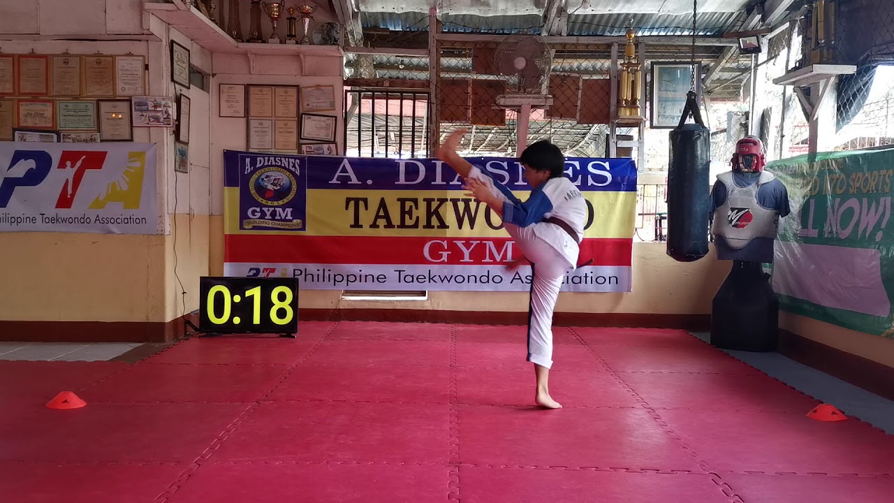 FERNANDEZ FRANZ ANGELO , COLEGIO DE SAN JOSE - ILOILO, FREESTYLE - YouTube