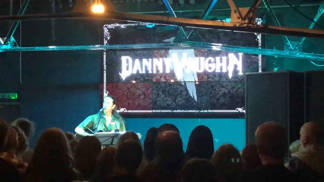 Danny Vaughn Singing To The Night Live - YouTube