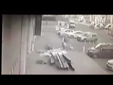 ikisi birden neden düşüyor?? .  #İSTANBUL #TÜRKİYE #tbt #video #eğlence #2020 #komik