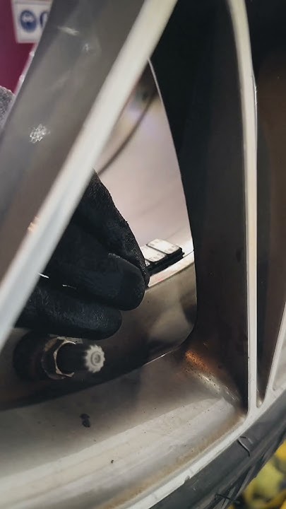 BMW F80 M3 Michelin PS4s Rear tire change / 미쉐린PS4S 타이어교체 - YouTube