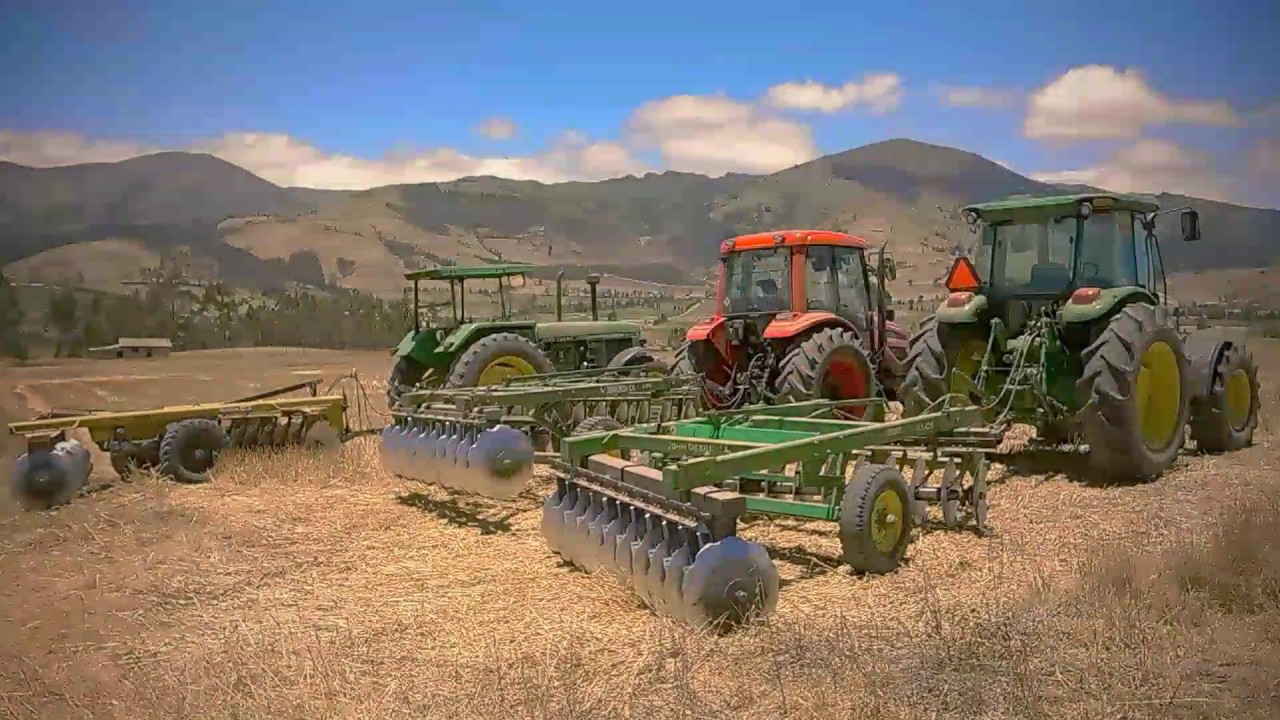 john deere. 6125D y john deere 3350 kioti px1002 - YouTube