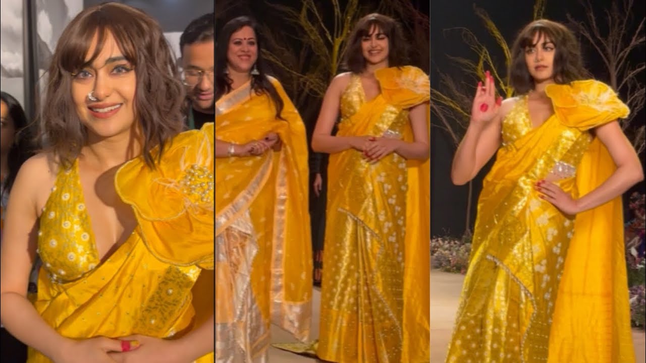 Kerala Story Fame Adah Sharma Ramp Walk in Saree at Kalki Lakmé Fashion ...