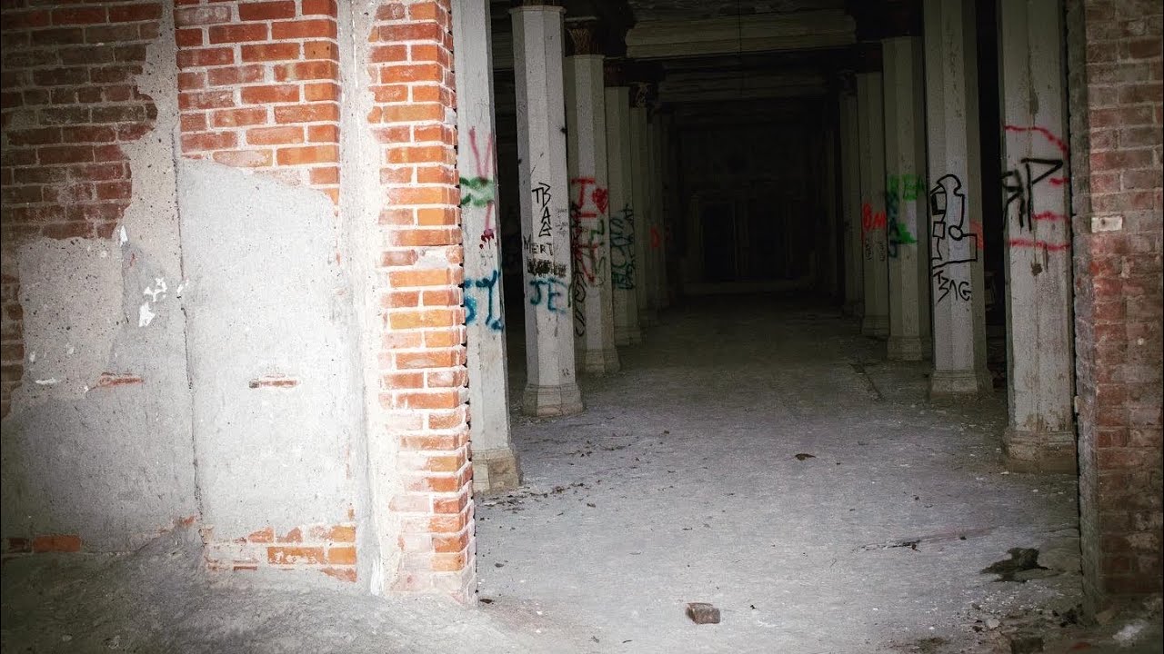 Abandoned sanatorium, but I wasn’t the only one there!! - YouTube