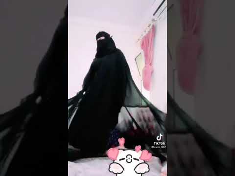 HIJAB girls dancing without Bra Challenge 😜. Somali girls are pretty ❤️🌹