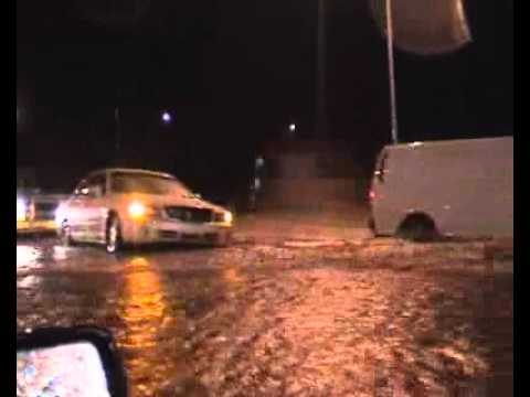 November 29, 2005 - Flash Flooding at Deception Bay - YouTube