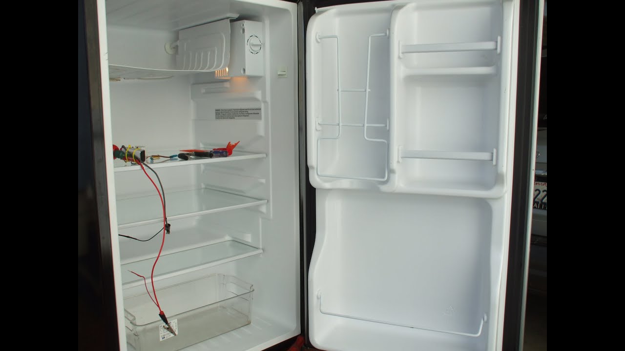 Nevera Magic Chef como cambiar el interruptor de la puerta MODELO ...