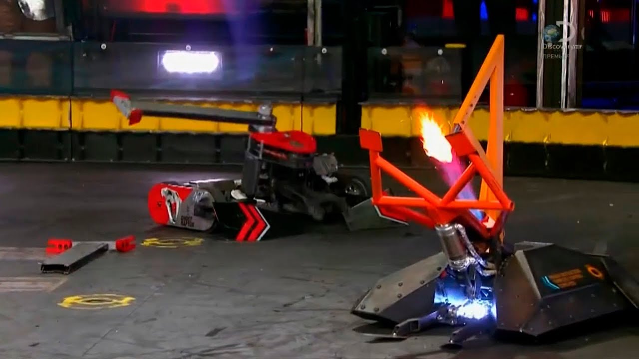 Complete Control vs Ghost Raptor | Битвы роботов 2015 - YouTube