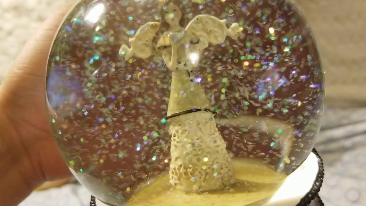 WATER GLOBE COLLECTIONS / HOLIDAY WATER GLOBES / FUN COLLECTIONS ...