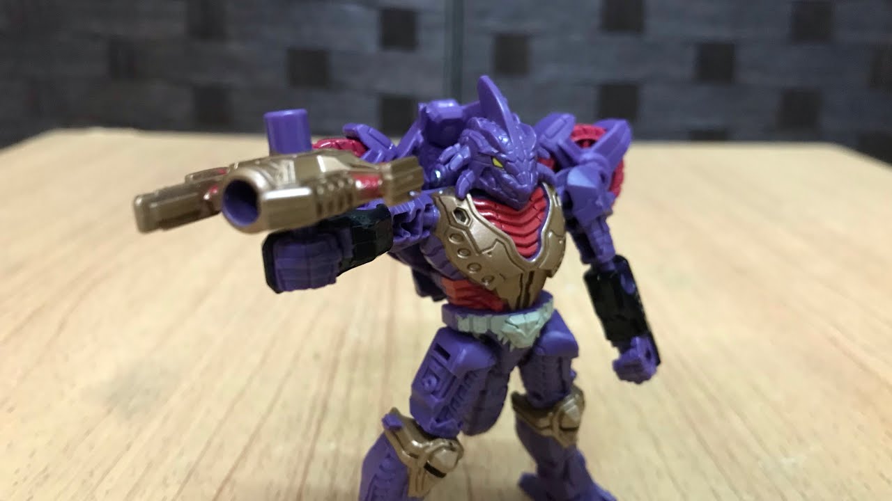 Iguanus (Transformers Legacy) Stopmotion - YouTube