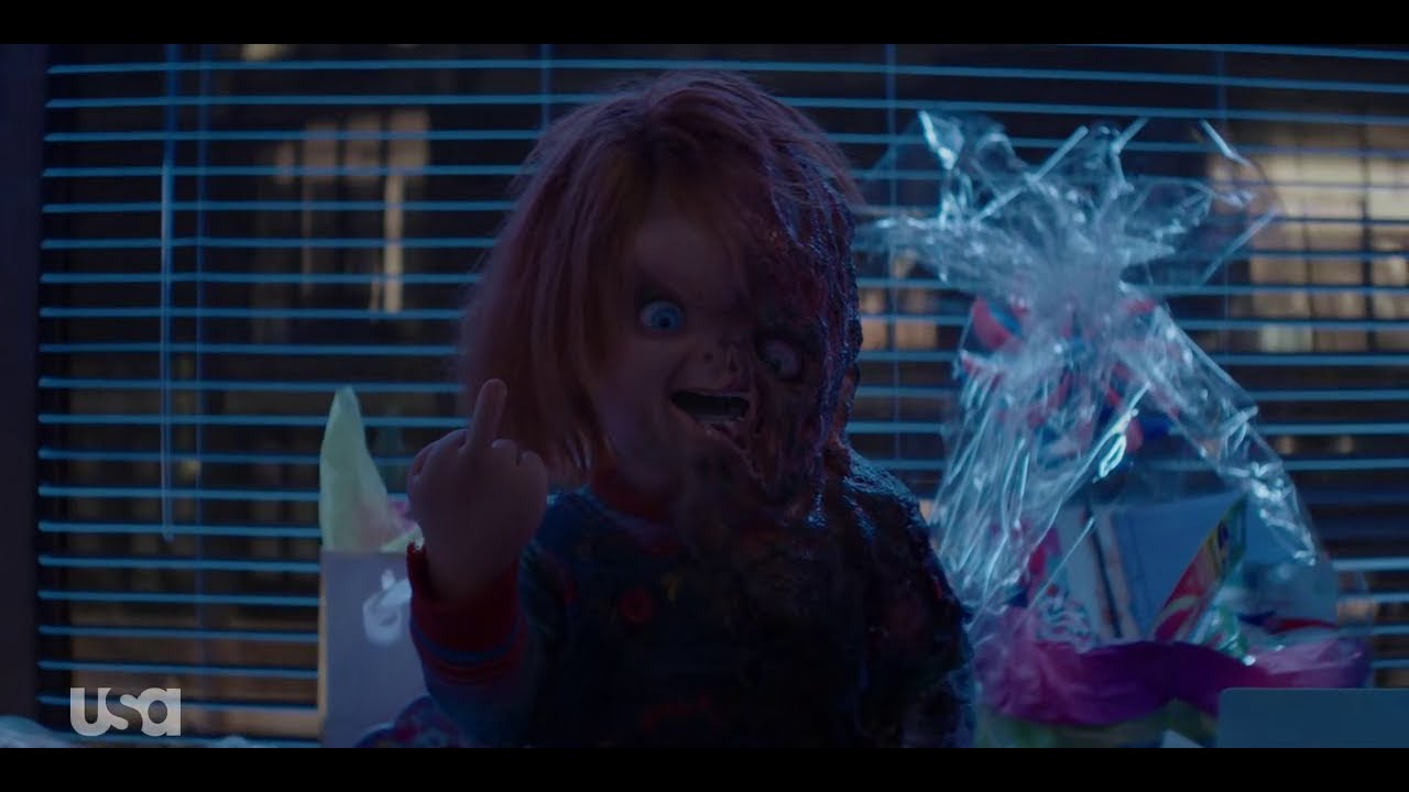 Chucky middle finger scene - YouTube
