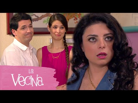 Sebastián logra desenmascarar a Titina frente a sus hermanos | La Vecina 1/2 | C-172 | tlnovelas
