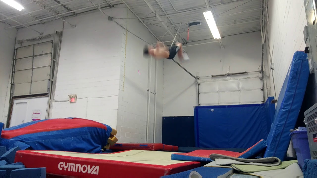 Dorian Doan - Forwards triple twisting double front - YouTube