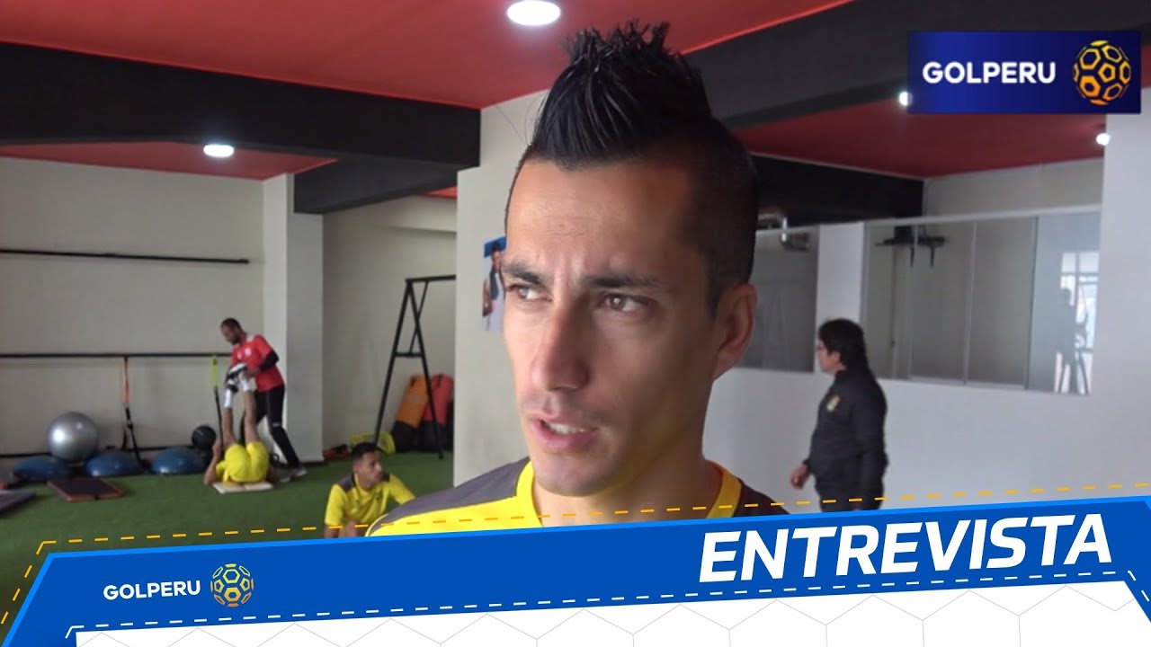 Carlos Ross: “Soy un jugador que le gusta 'picar' a los espacios” - YouTube