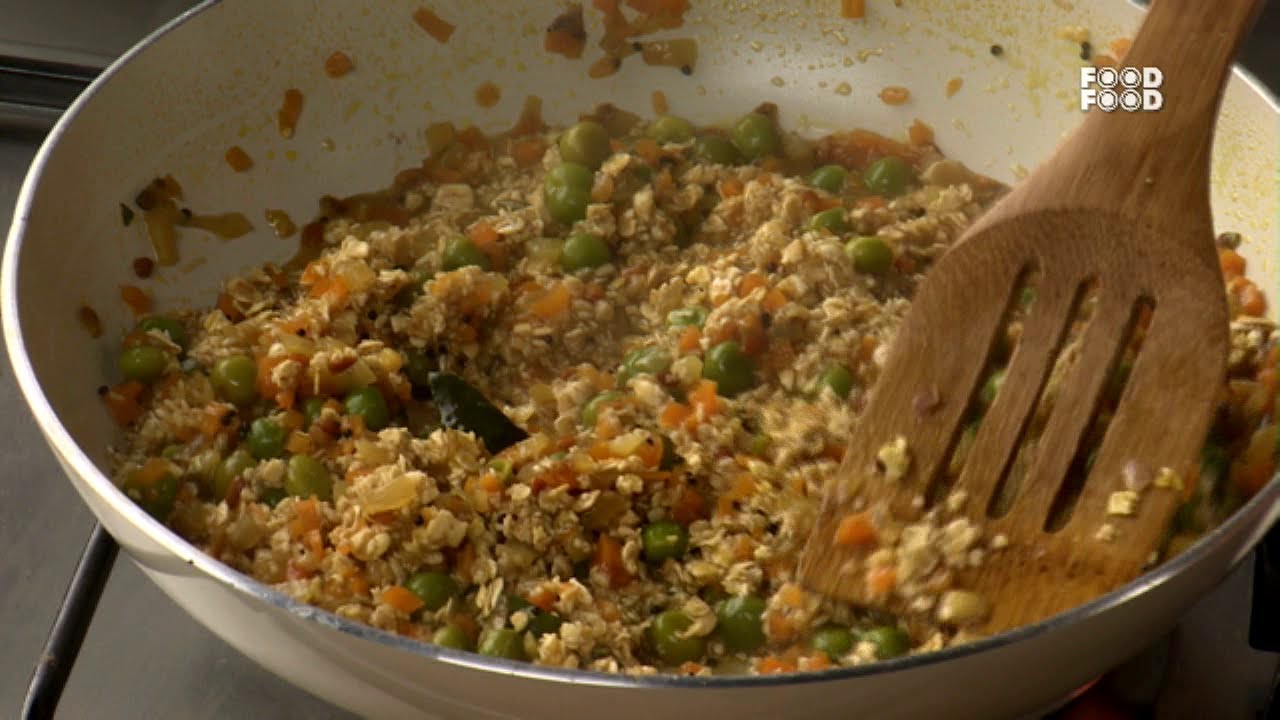 Vegetable Oats Upma - Mummy Ka Magic - YouTube