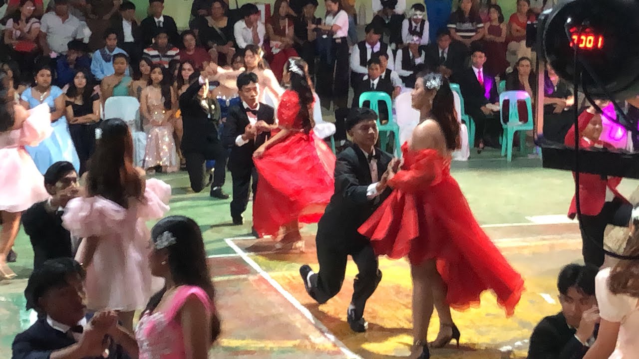 Grade 11 dance competition PNHS grand ball - YouTube