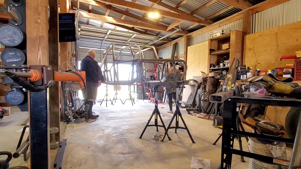 rotating the chassis - YouTube