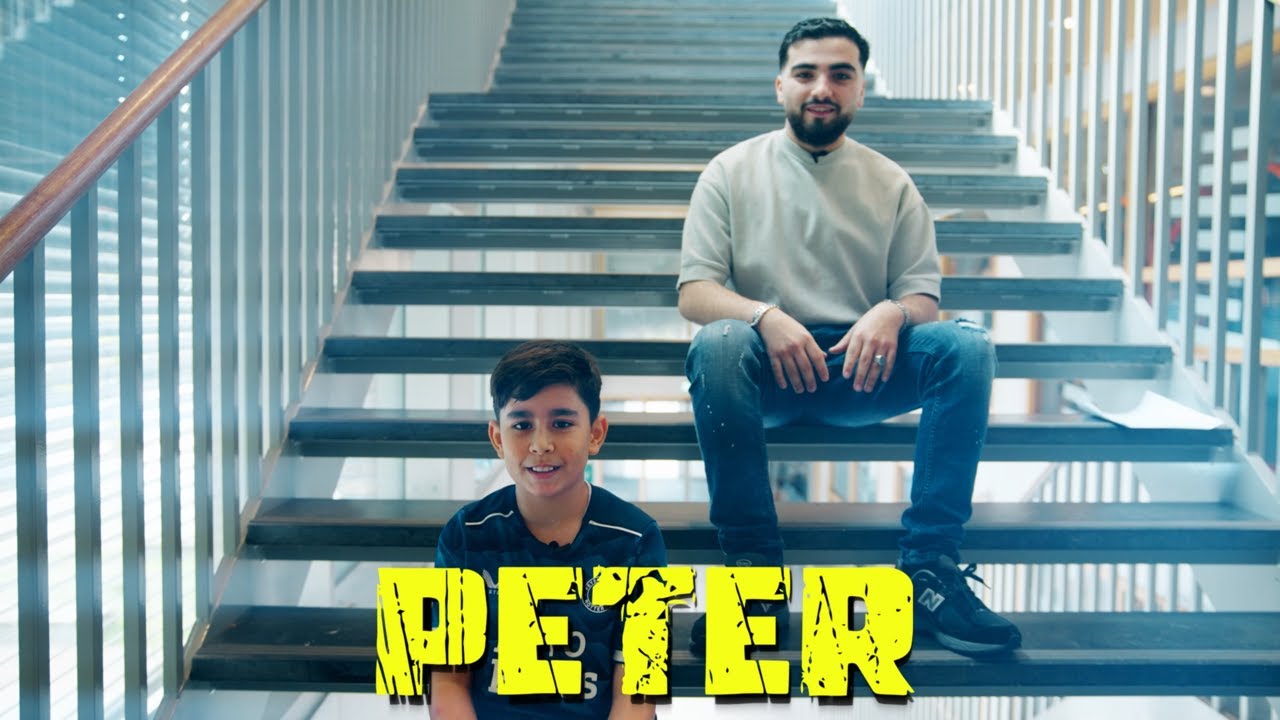 RFCAA Peter en zijn idool STOICHKOV - YouTube