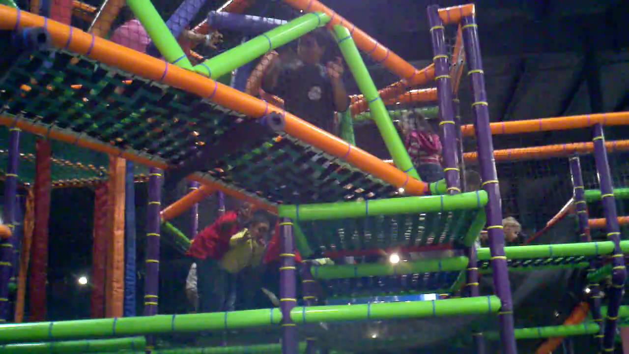 Kaylee at Swaders kid's zone - YouTube