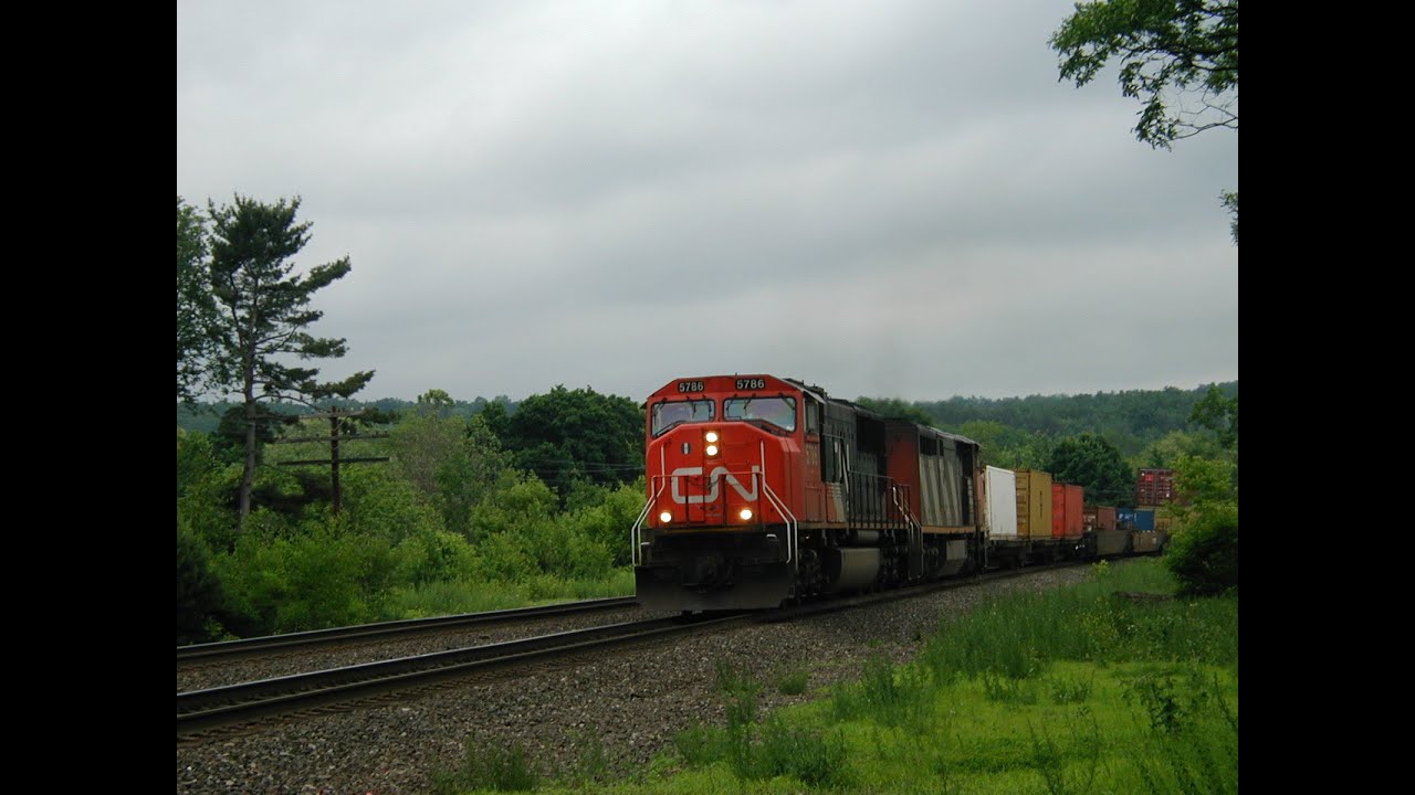 CSX Q620 Mixed Freight Train w/ Canadian National Power Schenectady NY ...