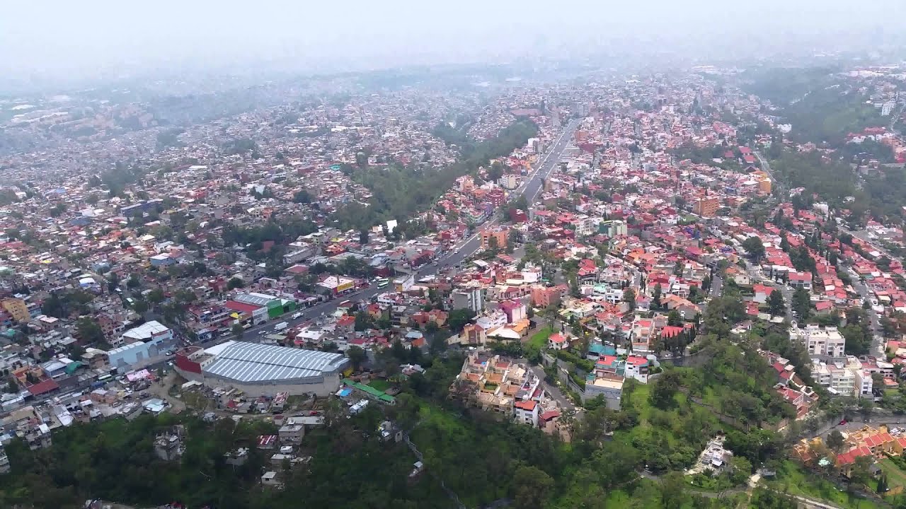 Aterrizaje en edificio reforma plus 4k - YouTube