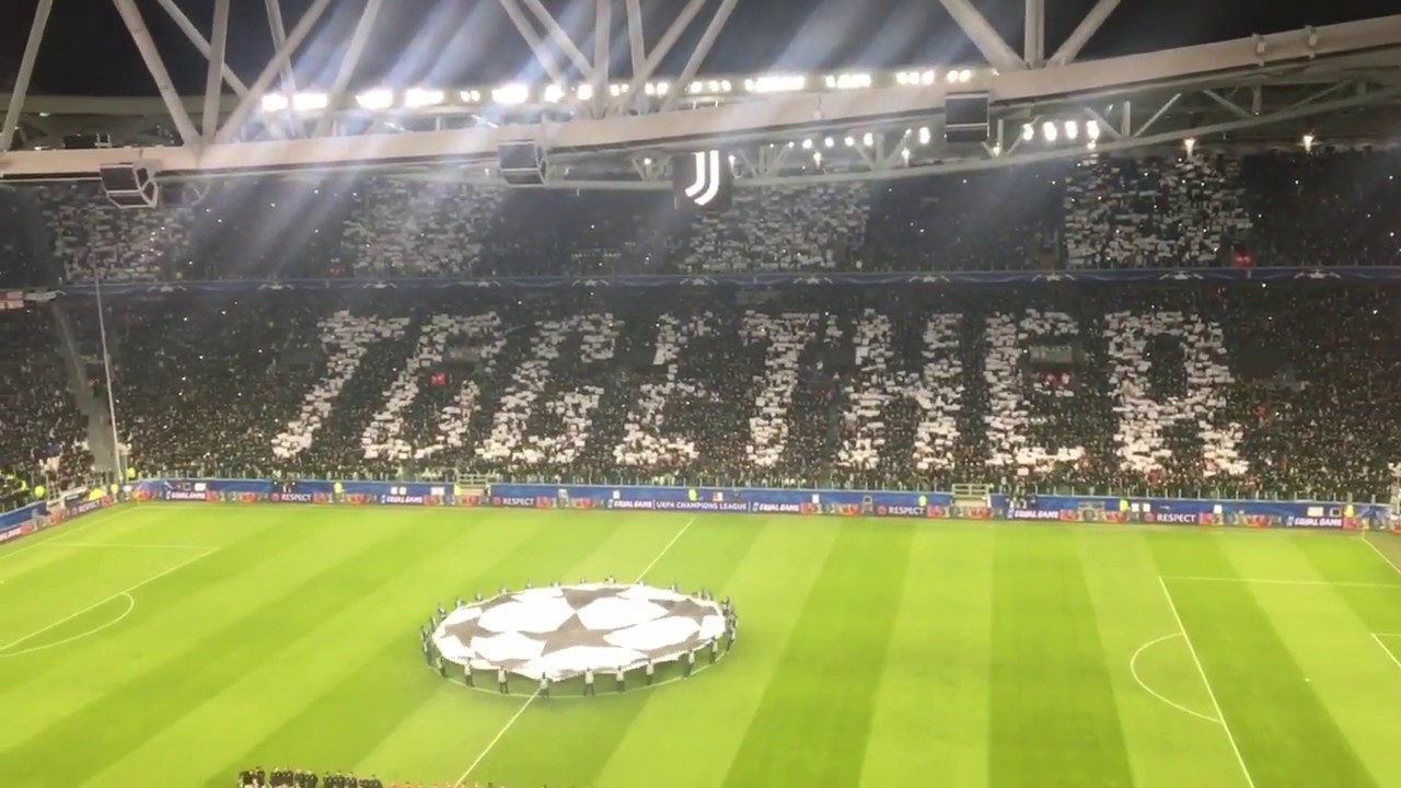 Juventus FC put on a dramatic sound and light show - YouTube