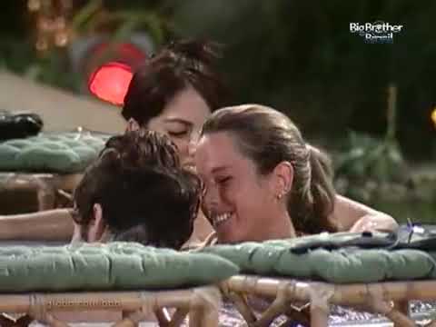 15/03/2010 BBB 10 Fernanda entra na banheira e descobre que Sérgio está nu