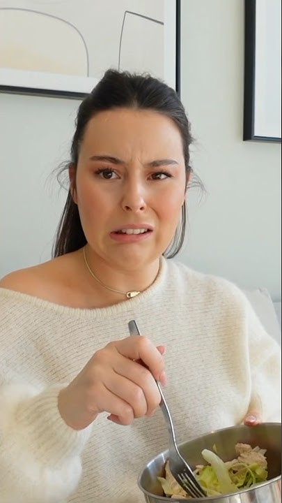 JE MANGE COMME SELENA GOMEZ ! - YouTube