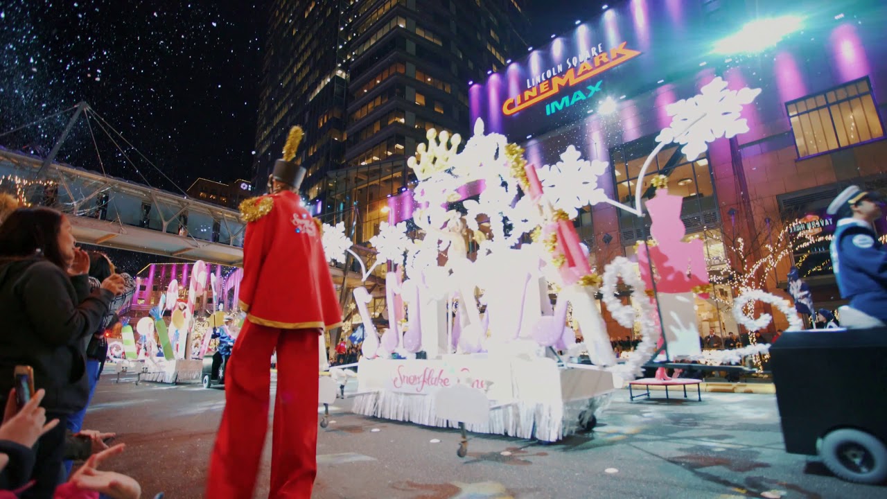 Snowflake Lane at Bellevue 2017 - YouTube