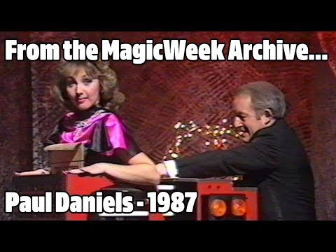 Paul Daniels & Debbie McGee - Magicians - The Paul Daniels Magic Show - 1987