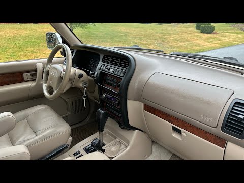 2000 Isuzu Trooper Interior