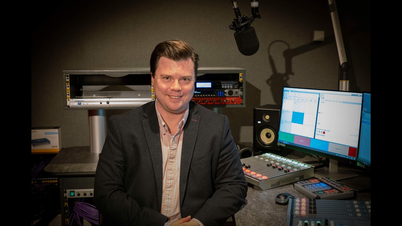 New Journalism lecturer broadcasts the news of a £5 million investment ...