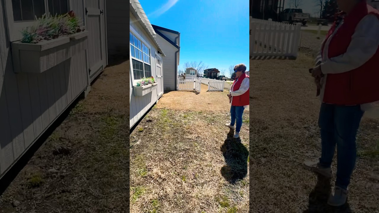 IMPROMPTU TINY HOME TOUR - YouTube