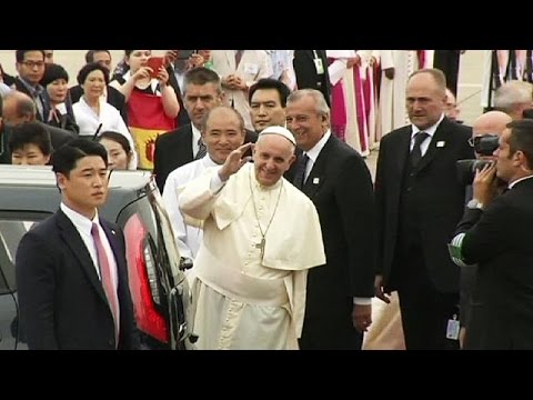 Papa Francis Güney Kore'de barış mesajı verdi