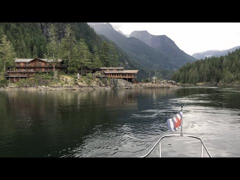 12 meter trojan boat going through malibu rapids at slack tide ...