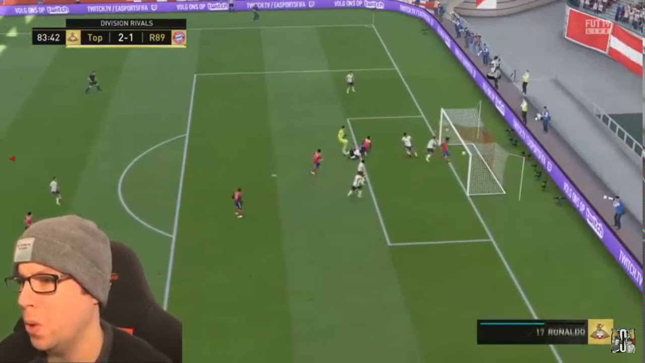 MATT TWOSYNC FALLS OF HIS CHAIR😂😂 - YouTube