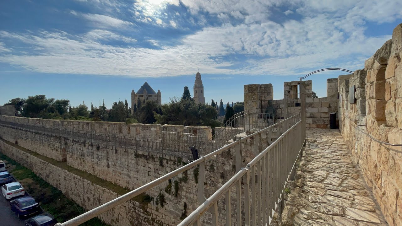 The Ramparts Walk(South Side) - YouTube