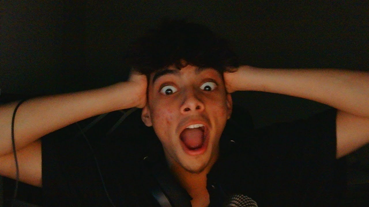 Touching lil kids RANDOM DOUSS - YouTube