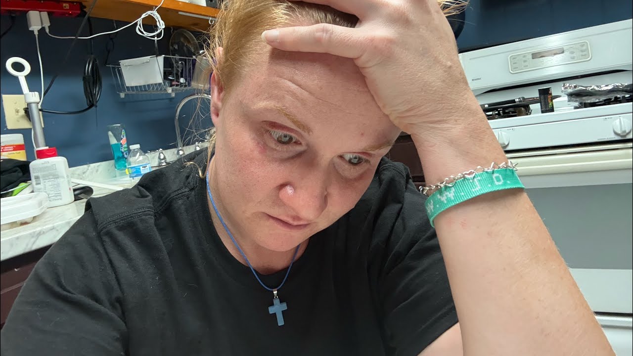 I MADE MY KIDS HELP ME CLEAN UP & TWO SIDE QUESTS - YouTube