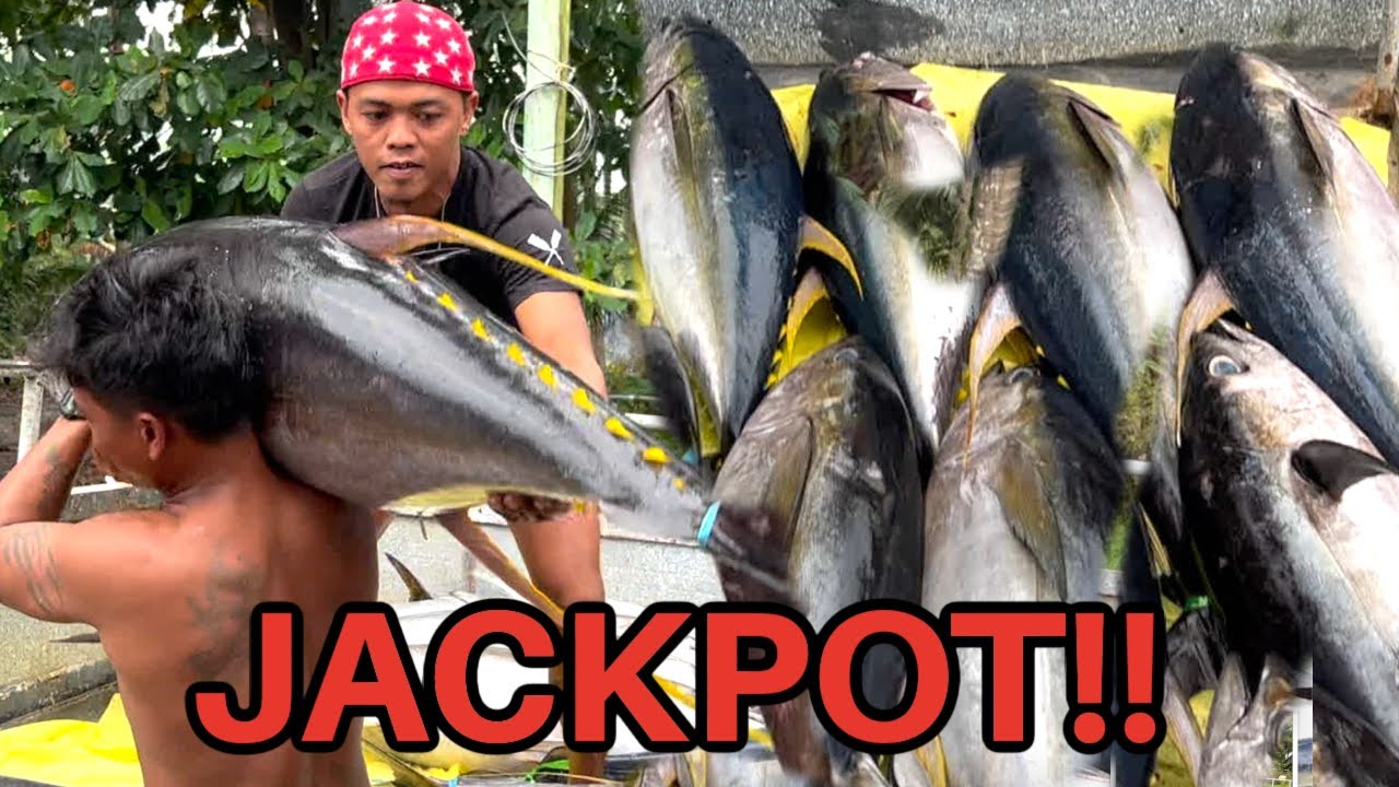 Fishing in the Philippines - Jackpot! - YouTube