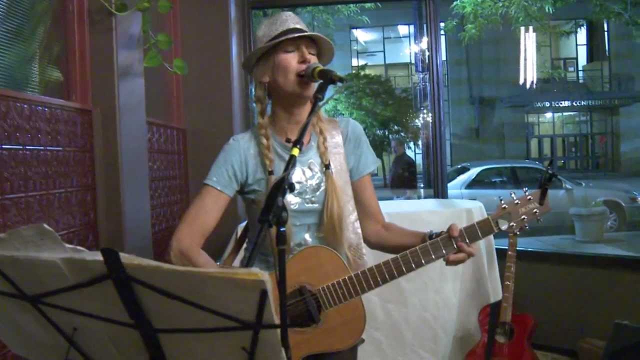 "She's Brining You Down" PROPER MANORS TV after party featuring Che ...