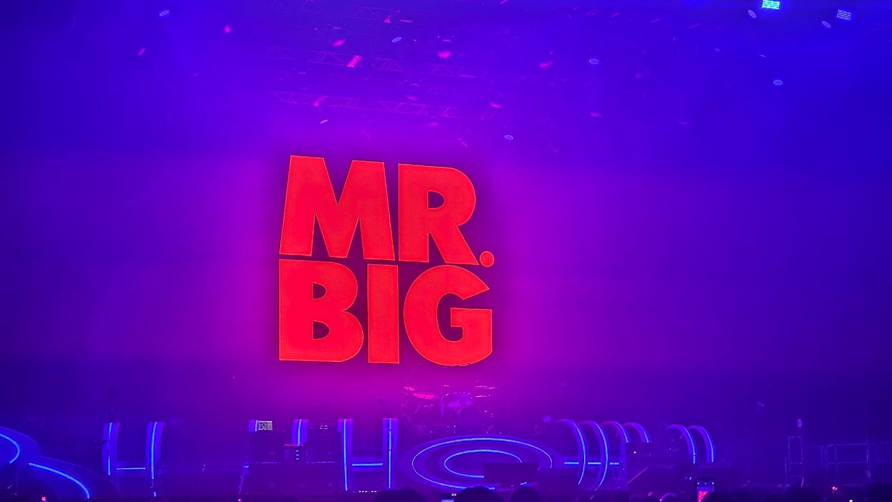 MR.BIG The BIG Finale! Foever In Our Hearts in JAPAN OSAKA CASTLE HALL ...