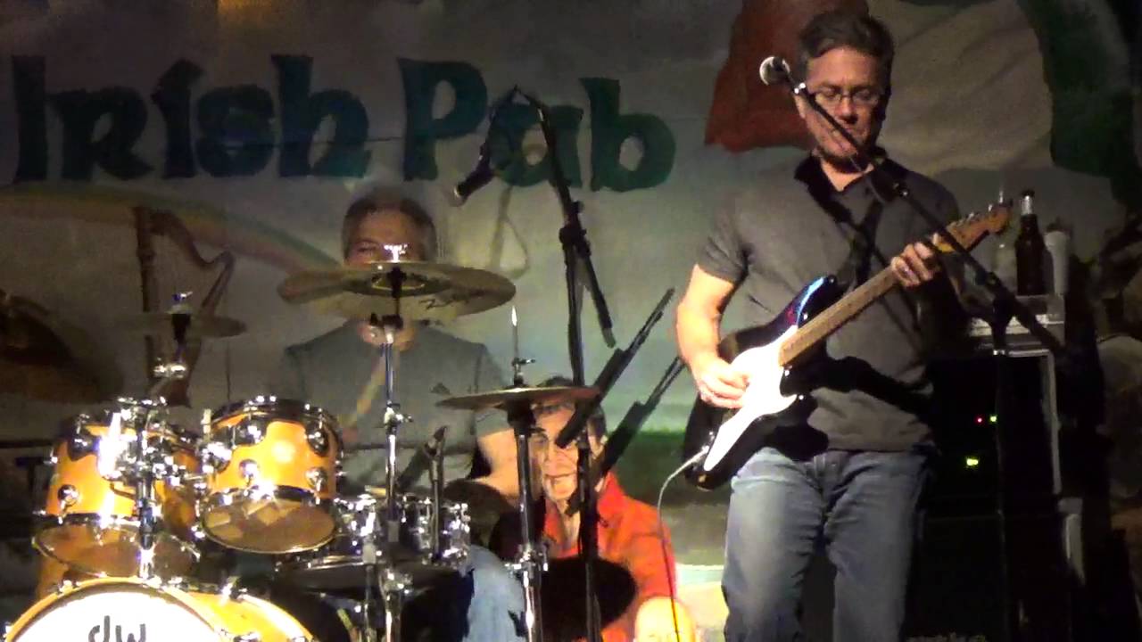 Coco Red Suzanne Feb 5 2016 - YouTube