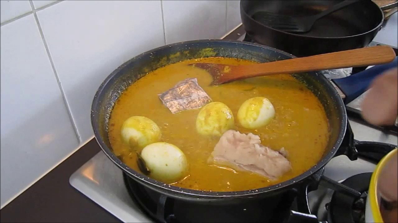 Kare ikan/fish curry recipe Indonesian style - YouTube