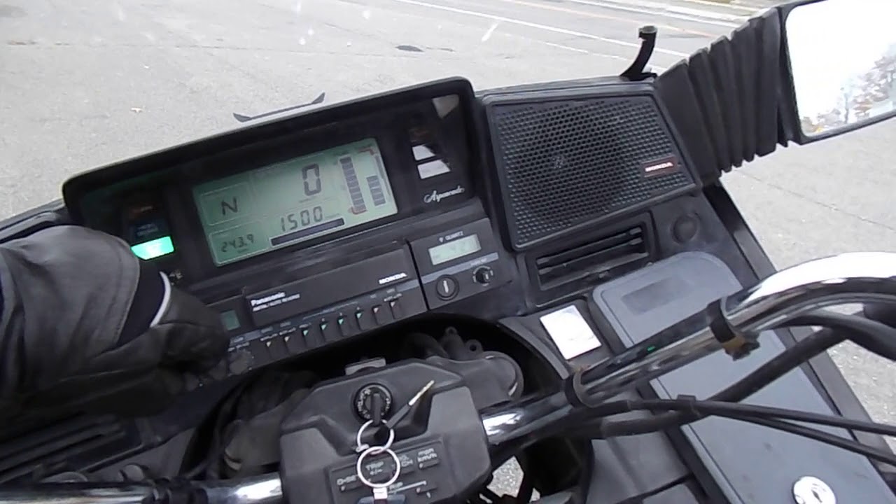 honda gl1200 aspencade 84 - YouTube