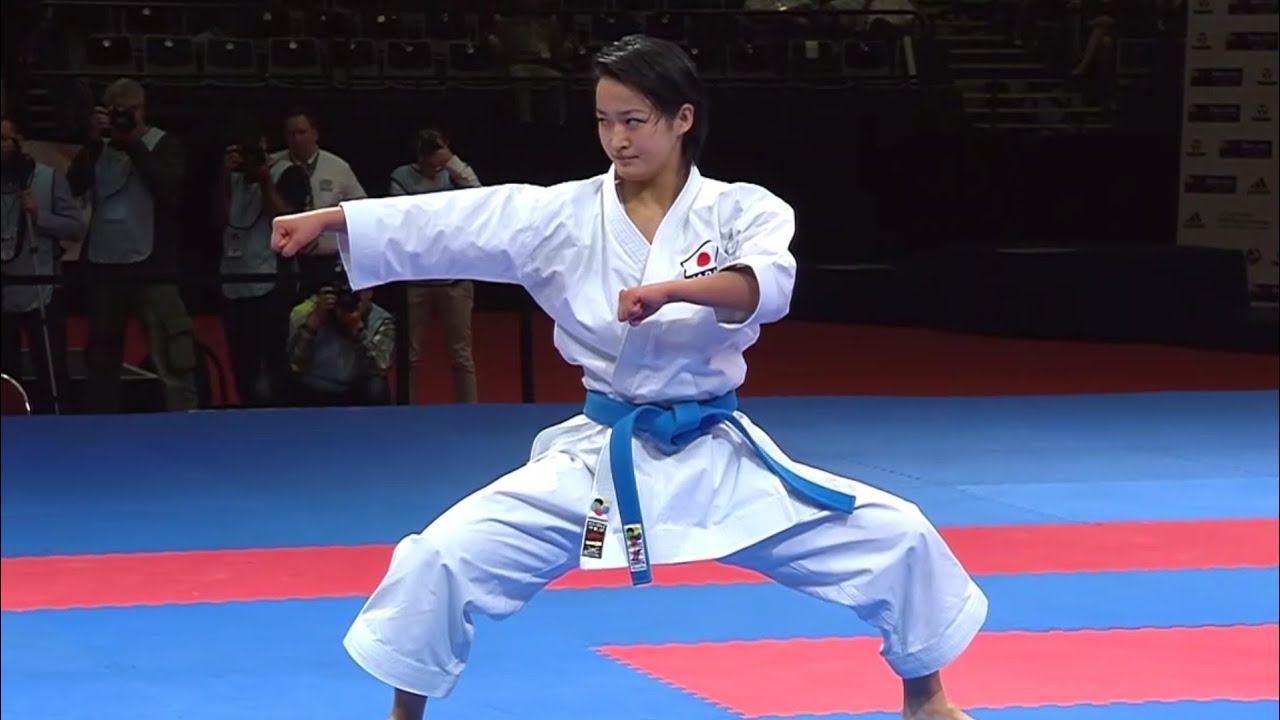 Karate kata "chatanyara Kushanku" by Shimizu Kiyou - YouTube