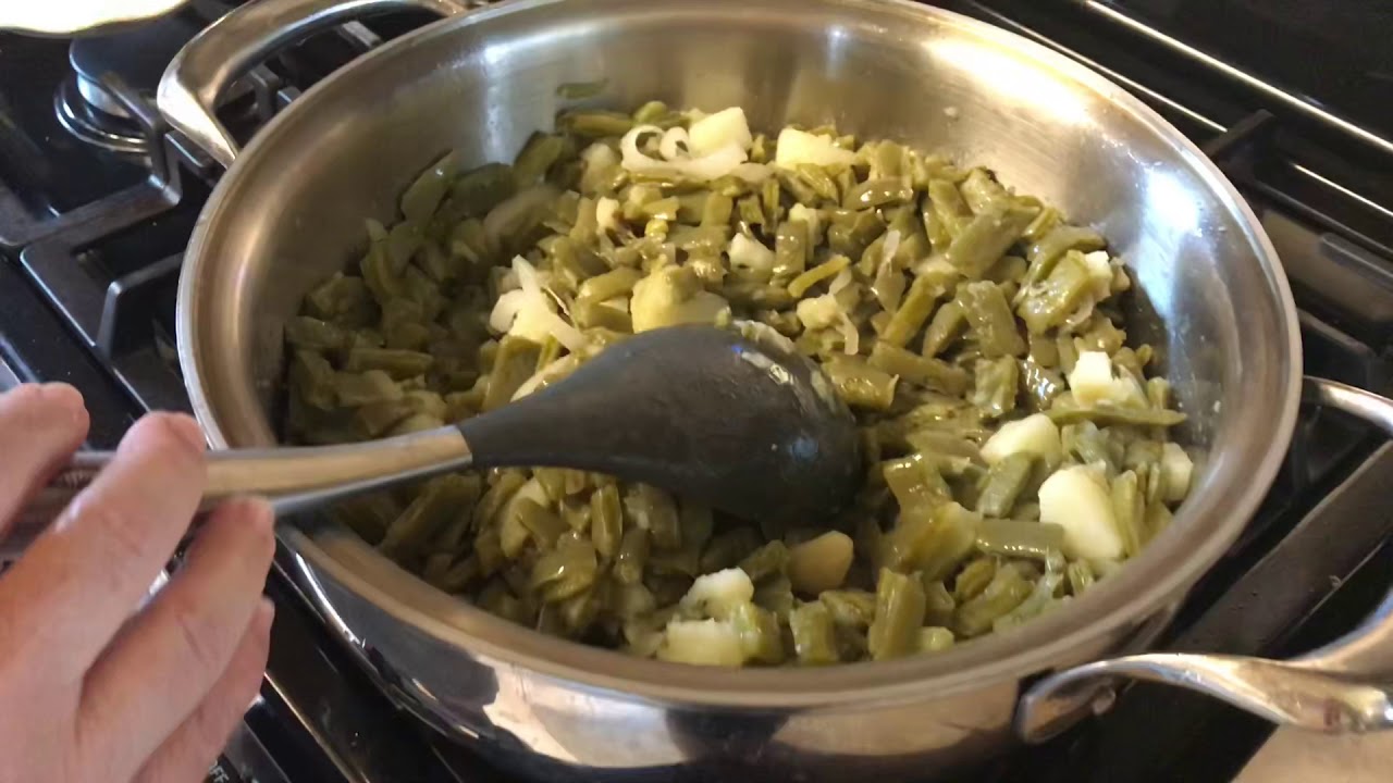 nopales en chile rojo con papas🥰👍😋 - YouTube