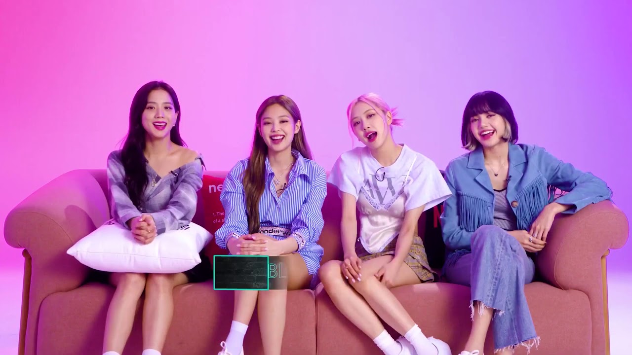 BLACKPINK - Flirting Pick Up Line with Each Other - YouTube