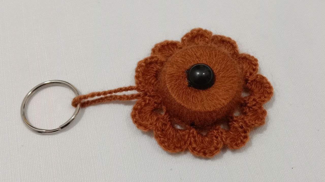 How to make DIY Keychain with plastic bottle cap & yarn. simple and ...