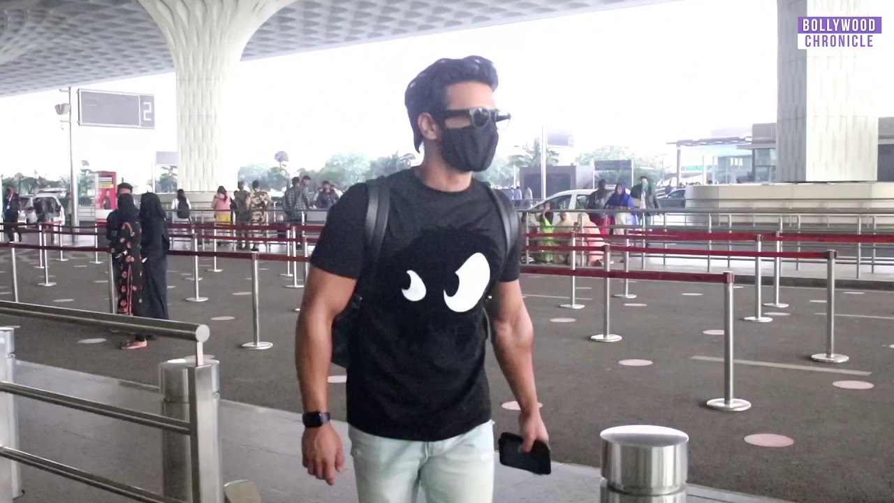 Bollywood Celebs Spotted in Mumbai Malaika Arora Sandeepa Dhar Pulkit ...