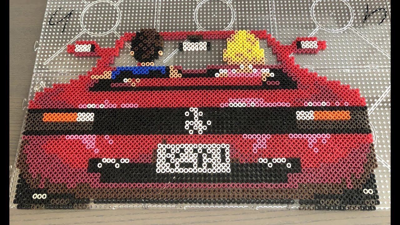 THE OUTRUN FERRARI! creating the car from the game Outrun with beads ...